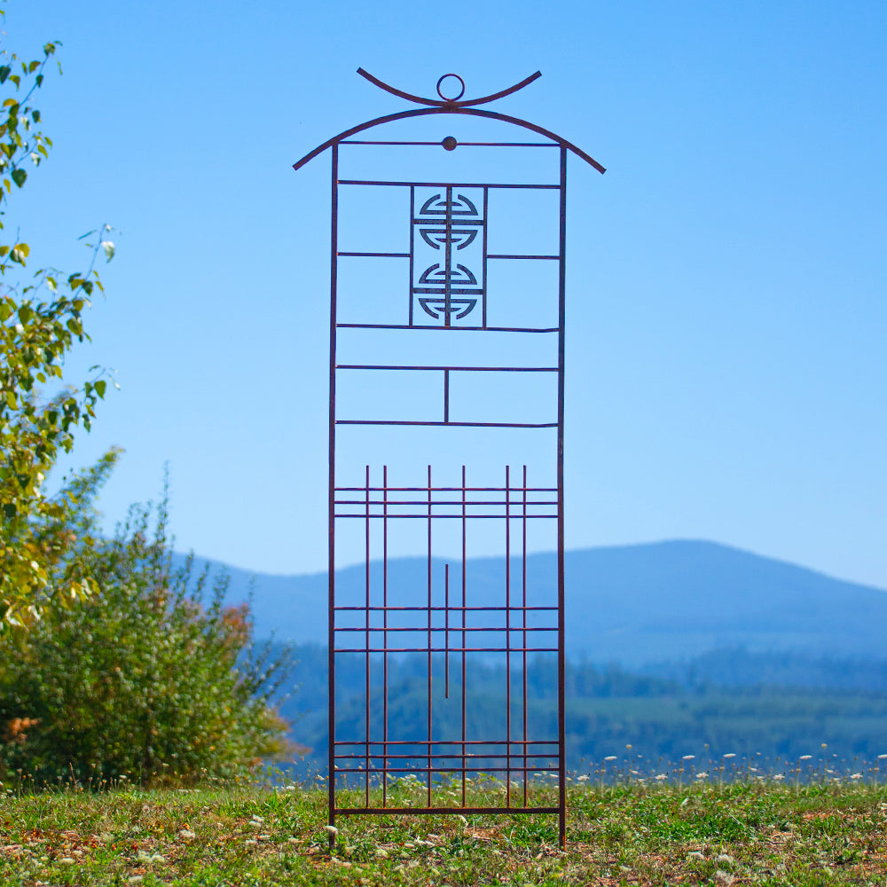 Trellises – Rusty Birds